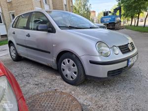Volkswagen Polo 2003 in Kaunas, with an engine capacity of 1.40 L and mileage of 254 thousand km for 300 €, photo 4 on AUTOMOTO.COM.LV