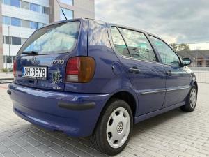 Violet Volkswagen Polo 1997 in Riga, with an engine capacity of 1.40 L and mileage of 0 thousand km for 1200 €, photo 4 on AUTOMOTO.COM.LV