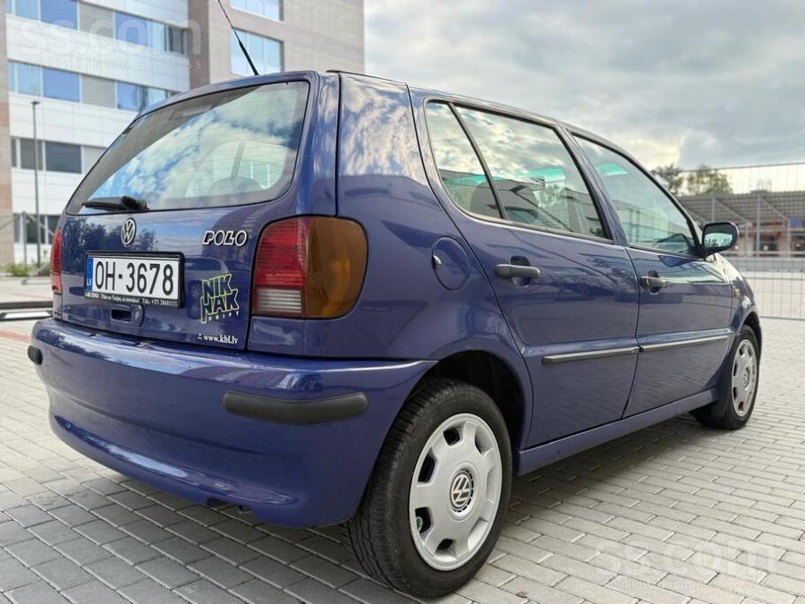 Violet Volkswagen Polo 1997 in Riga, with an engine capacity of 1.40 L and mileage of 0 thousand km for 1200 €, photo 4 on AUTOMOTO.COM.LV