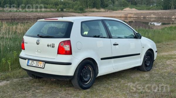 Balts Volkswagen Polo 2004 Rīga, ar dzinēja tilpumu 1.90 L un nobraukumu 310 tūkst. km par 900 €, foto 3 vietnē AUTOMOTO.COM.LV