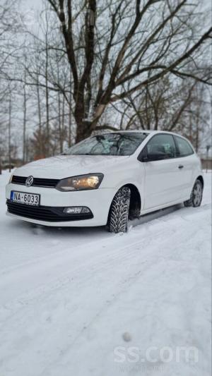Balts Volkswagen Polo 2016 Rīga, ar dzinēja tilpumu 1.40 L un nobraukumu 227 tūkst. km par 4600 €, foto  vietnē AUTOMOTO.COM.LV