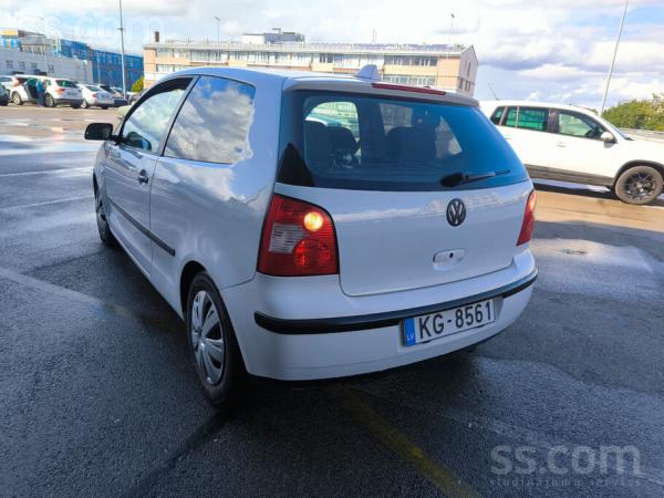 White Volkswagen Polo 2003 in Riga, with an engine capacity of 1.20 L and mileage of 269 thousand km for 1100 €, photo 3 on AUTOMOTO.COM.LV