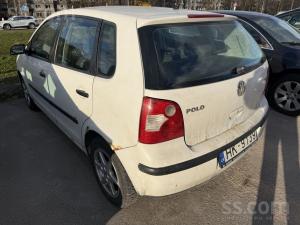 White Volkswagen Polo 2004 in Riga, with an engine capacity of 1.40 L and mileage of 225 thousand km for 599 €, photo 3 on AUTOMOTO.COM.LV