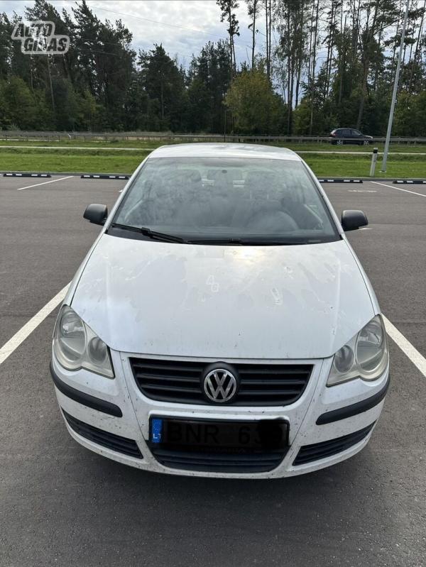 Volkswagen Polo 2006 Kauņa vietnē Balts Volkswagen Polo 2006 Kauņa, ar dzinēja tilpumu 1.40 L un nobraukumu 250 tūkst. km par 800 €, foto 1 vietnē AUTOMOTO.COM.LV