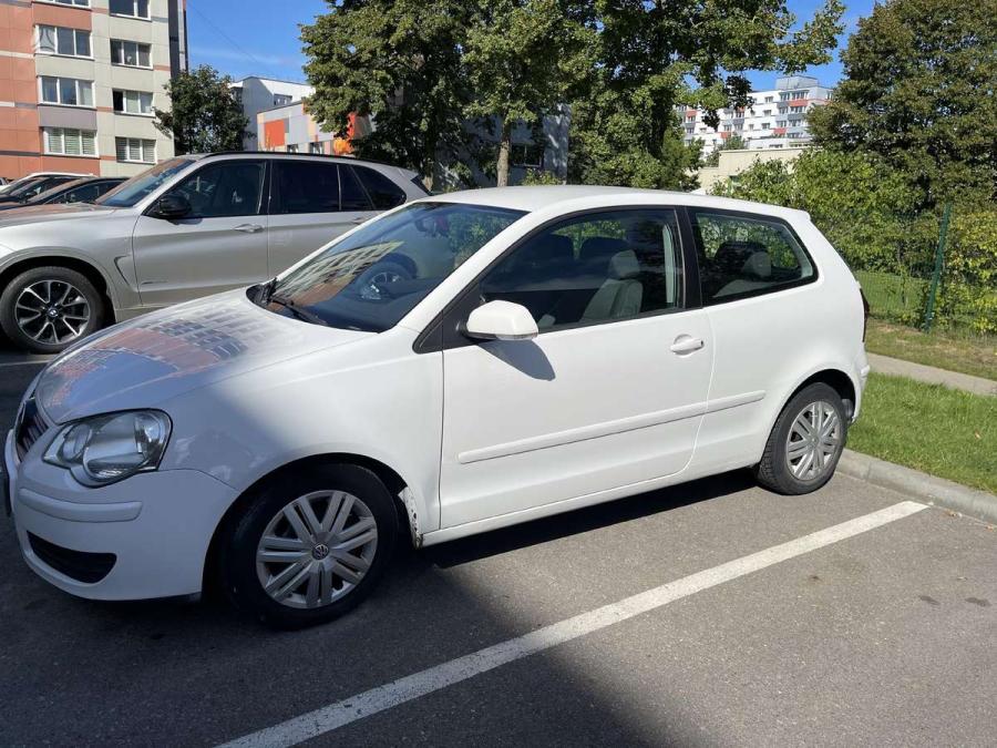 Balts Volkswagen Polo 2007 Jonava, ar dzinēja tilpumu 1.90 L un nobraukumu 169 tūkst. km par 2100 €, foto 1 vietnē AUTOMOTO.COM.LV