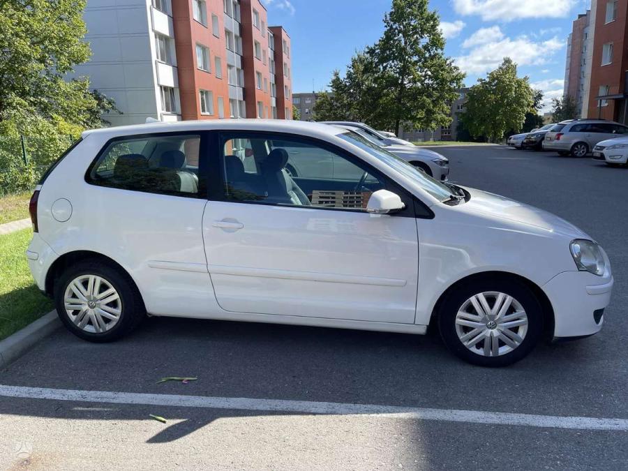 Balts Volkswagen Polo 2007 Jonava, ar dzinēja tilpumu 1.90 L un nobraukumu 169 tūkst. km par 2100 €, foto 3 vietnē AUTOMOTO.COM.LV