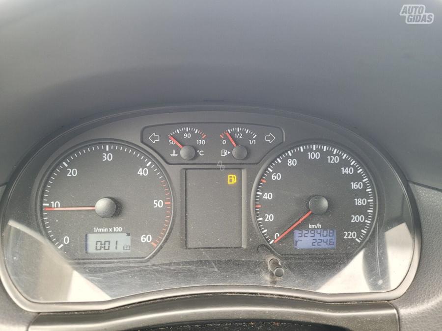Balts Volkswagen Polo 2008 Viļņa, ar dzinēja tilpumu 1.90 L un nobraukumu 329 tūkst. km par 1450 €, foto 15 vietnē AUTOMOTO.COM.LV