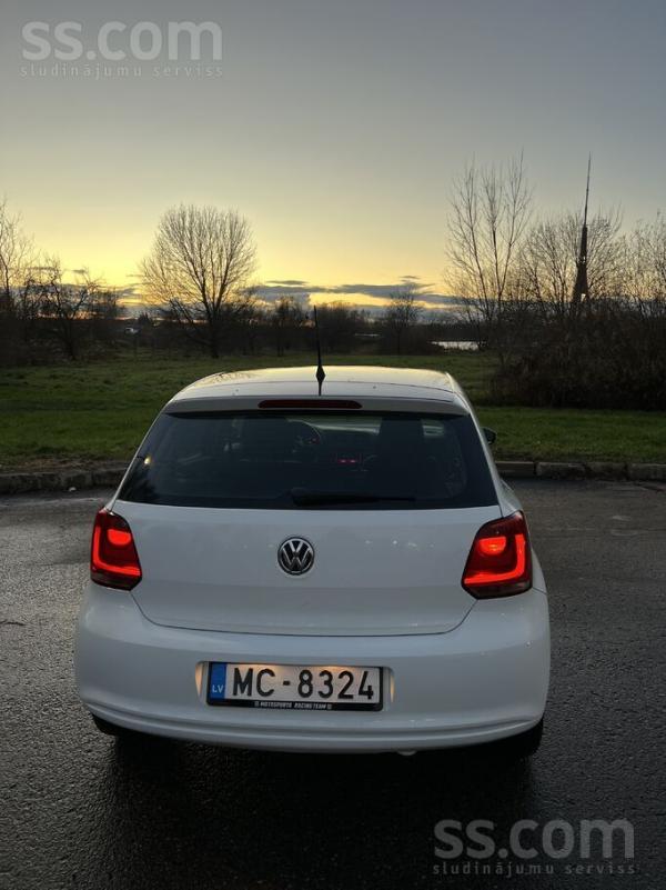 Balts Volkswagen Polo 2009 Rīga, ar dzinēja tilpumu 1.60 L un nobraukumu 224 tūkst. km par 3100 €, foto 7 vietnē AUTOMOTO.COM.LV