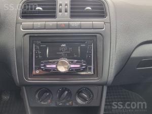 Белый Фольксваген Поло 2009 в Даугавпилс, объемом двигателя 1.60 л и пробегом 238 тыс. км за 2450 €, фото 10 на AUTOMOTO.COM.LV