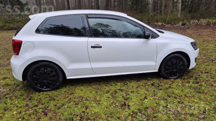 Balts Volkswagen Polo 2010 Rīga, ar dzinēja tilpumu 1.20 L un nobraukumu 222 tūkst. km par 2600 €, foto 5 vietnē AUTOMOTO.COM.LV