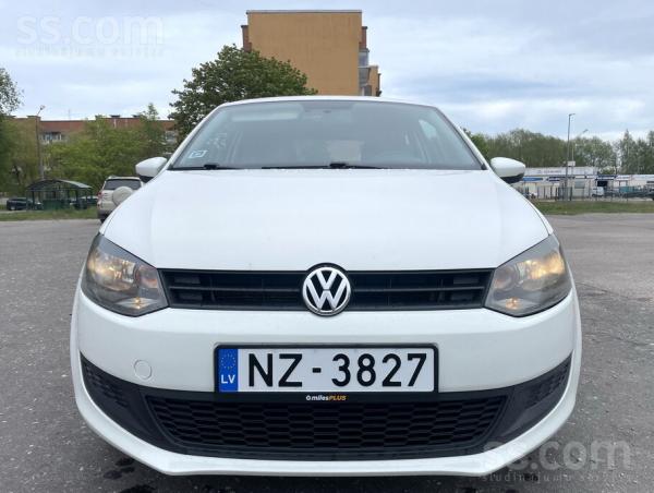 Balts Volkswagen Polo 2010 Liepāja, ar dzinēja tilpumu 1.60 L un nobraukumu 248 tūkst. km par 3000 €, foto 8 vietnē AUTOMOTO.COM.LV