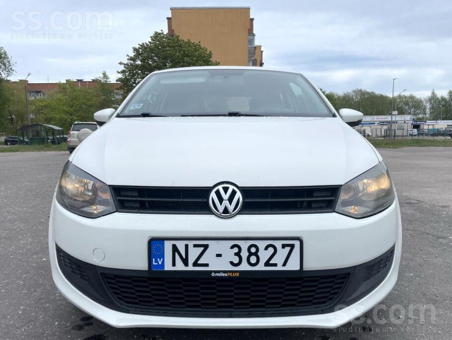 Balts Volkswagen Polo 2010 Liepāja, ar dzinēja tilpumu 1.60 L un nobraukumu 248 tūkst. km par 3000 €, foto 9 vietnē AUTOMOTO.COM.LV