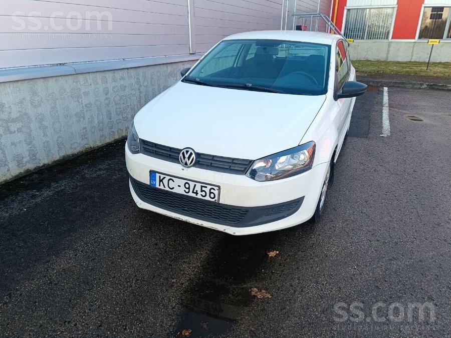 Balts Volkswagen Polo 2011 Rīga, ar dzinēja tilpumu 1.20 L un nobraukumu 373 tūkst. km par 1400 €, foto 6 vietnē AUTOMOTO.COM.LV