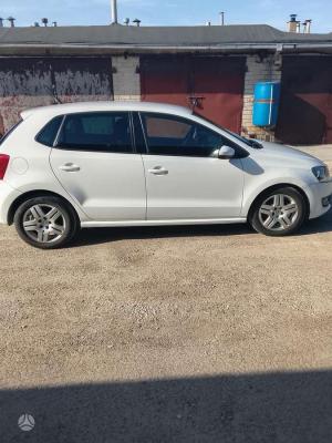 Balts Volkswagen Polo 2011 Marijampole, ar dzinēja tilpumu 1.60 L un nobraukumu 346 tūkst. km par 2750 €, foto 3 vietnē AUTOMOTO.COM.LV