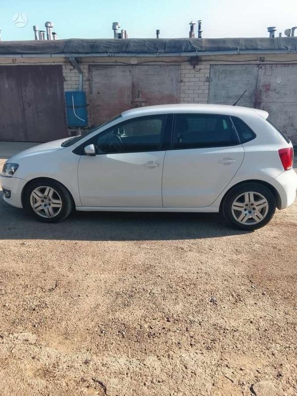 Balts Volkswagen Polo 2011 Marijampole, ar dzinēja tilpumu 1.60 L un nobraukumu 346 tūkst. km par 2750 €, foto 3 vietnē AUTOMOTO.COM.LV