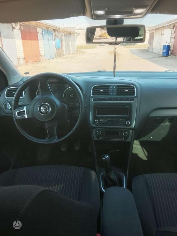 Balts Volkswagen Polo 2011 Marijampole, ar dzinēja tilpumu 1.60 L un nobraukumu 346 tūkst. km par 2750 €, foto 8 vietnē AUTOMOTO.COM.LV