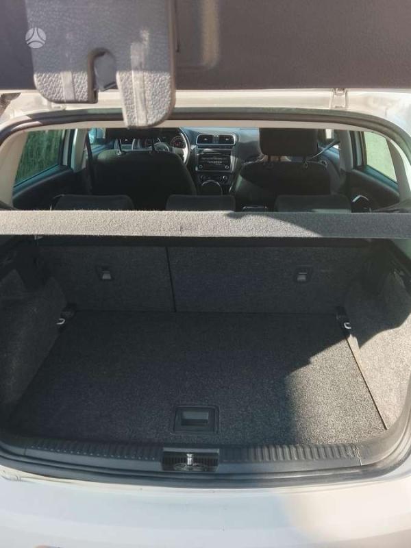 Balts Volkswagen Polo 2011 Marijampole, ar dzinēja tilpumu 1.60 L un nobraukumu 346 tūkst. km par 2750 €, foto 10 vietnē AUTOMOTO.COM.LV