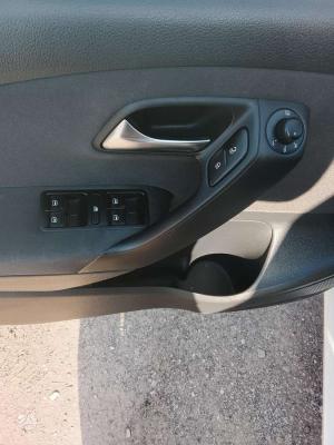 Balts Volkswagen Polo 2011 Marijampole, ar dzinēja tilpumu 1.60 L un nobraukumu 346 tūkst. km par 2750 €, foto 13 vietnē AUTOMOTO.COM.LV