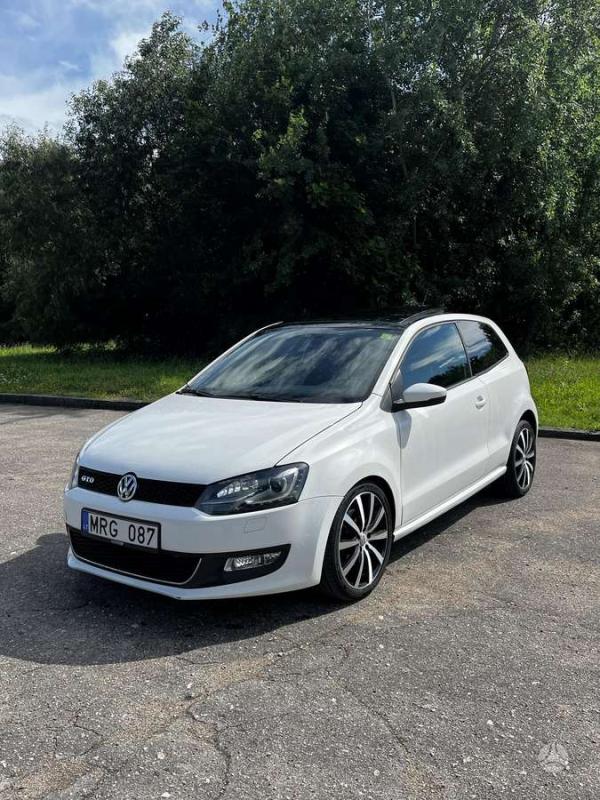 Balts Volkswagen Polo 2011 Kauņa, ar dzinēja tilpumu 1.60 L un nobraukumu 240 tūkst. km par 3400 €, foto 2 vietnē AUTOMOTO.COM.LV