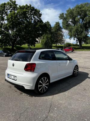 Balts Volkswagen Polo 2011 Kauņa, ar dzinēja tilpumu 1.60 L un nobraukumu 240 tūkst. km par 3400 €, foto 5 vietnē AUTOMOTO.COM.LV