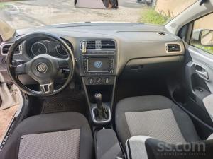 White Volkswagen Polo 2011 in Tukums, with an engine capacity of 1.20 L and mileage of 398 thousand km for 2700 €, photo 10 on AUTOMOTO.COM.LV