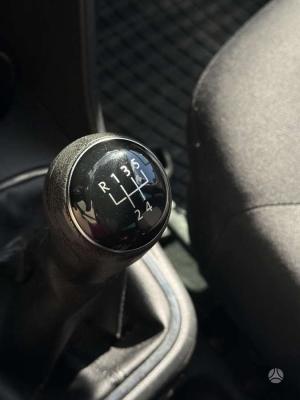 Balts Volkswagen Polo 2012 Viļņa, ar dzinēja tilpumu 1.20 L un nobraukumu 225 tūkst. km par 3500 €, foto 17 vietnē AUTOMOTO.COM.LV