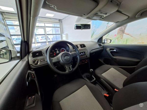 Balts Volkswagen Polo 2012 Kauņa, ar dzinēja tilpumu 1.20 L un nobraukumu 296 tūkst. km par 3900 €, foto 7 vietnē AUTOMOTO.COM.LV