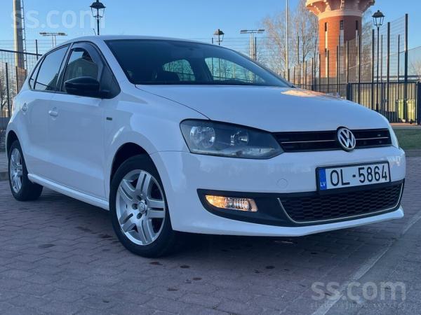 Balts Volkswagen Polo 2012 Cēsis, ar dzinēja tilpumu 1.60 L un nobraukumu 127 tūkst. km par 4950 €, foto 6 vietnē AUTOMOTO.COM.LV