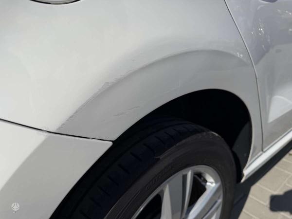 White Volkswagen Polo 2012 in Taurage, with an engine capacity of 1.60 L and mileage of 144 thousand km for 5500 €, photo 9 on AUTOMOTO.COM.LV