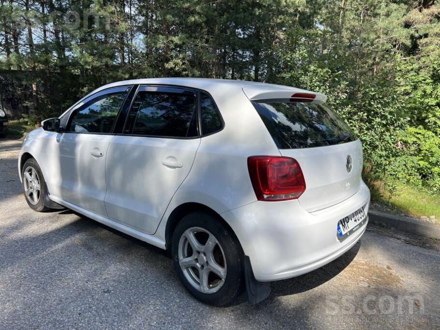Balts Volkswagen Polo 2012 Rīga, ar dzinēja tilpumu 1.20 L un nobraukumu 335 tūkst. km par 2600 €, foto 4 vietnē AUTOMOTO.COM.LV