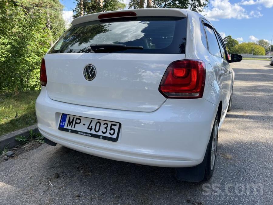 Balts Volkswagen Polo 2012 Rīga, ar dzinēja tilpumu 1.20 L un nobraukumu 335 tūkst. km par 2600 €, foto 9 vietnē AUTOMOTO.COM.LV