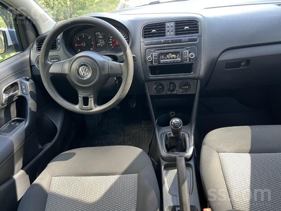 Balts Volkswagen Polo 2012 Rīga, ar dzinēja tilpumu 1.20 L un nobraukumu 335 tūkst. km par 2600 €, foto 14 vietnē AUTOMOTO.COM.LV