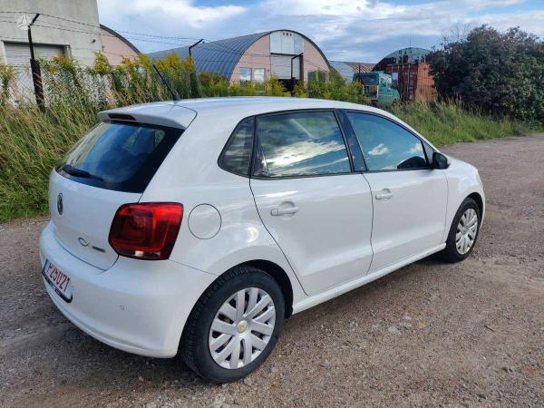 Balts Volkswagen Polo 2012 Viļņa, ar dzinēja tilpumu 1.20 L un nobraukumu 224 tūkst. km par 2900 €, foto 6 vietnē AUTOMOTO.COM.LV