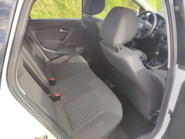 Balts Volkswagen Polo 2012 Viļņa, ar dzinēja tilpumu 1.20 L un nobraukumu 224 tūkst. km par 2900 €, foto 9 vietnē AUTOMOTO.COM.LV