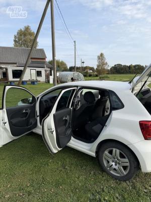 Balts Volkswagen Polo 2012 Viļņa, ar dzinēja tilpumu 1.20 L un nobraukumu 226 tūkst. km par 2200 €, foto 8 vietnē AUTOMOTO.COM.LV