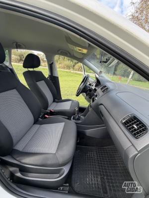 Balts Volkswagen Polo 2012 Viļņa, ar dzinēja tilpumu 1.20 L un nobraukumu 226 tūkst. km par 2200 €, foto 18 vietnē AUTOMOTO.COM.LV