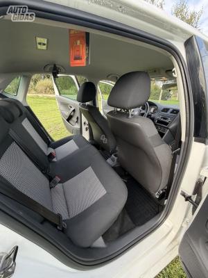 Balts Volkswagen Polo 2012 Viļņa, ar dzinēja tilpumu 1.20 L un nobraukumu 226 tūkst. km par 2200 €, foto 19 vietnē AUTOMOTO.COM.LV