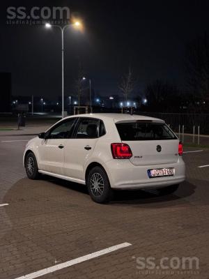 Balts Volkswagen Polo 2013 Rīga, ar dzinēja tilpumu 1.20 L un nobraukumu 346 tūkst. km par 2880 €, foto 3 vietnē AUTOMOTO.COM.LV
