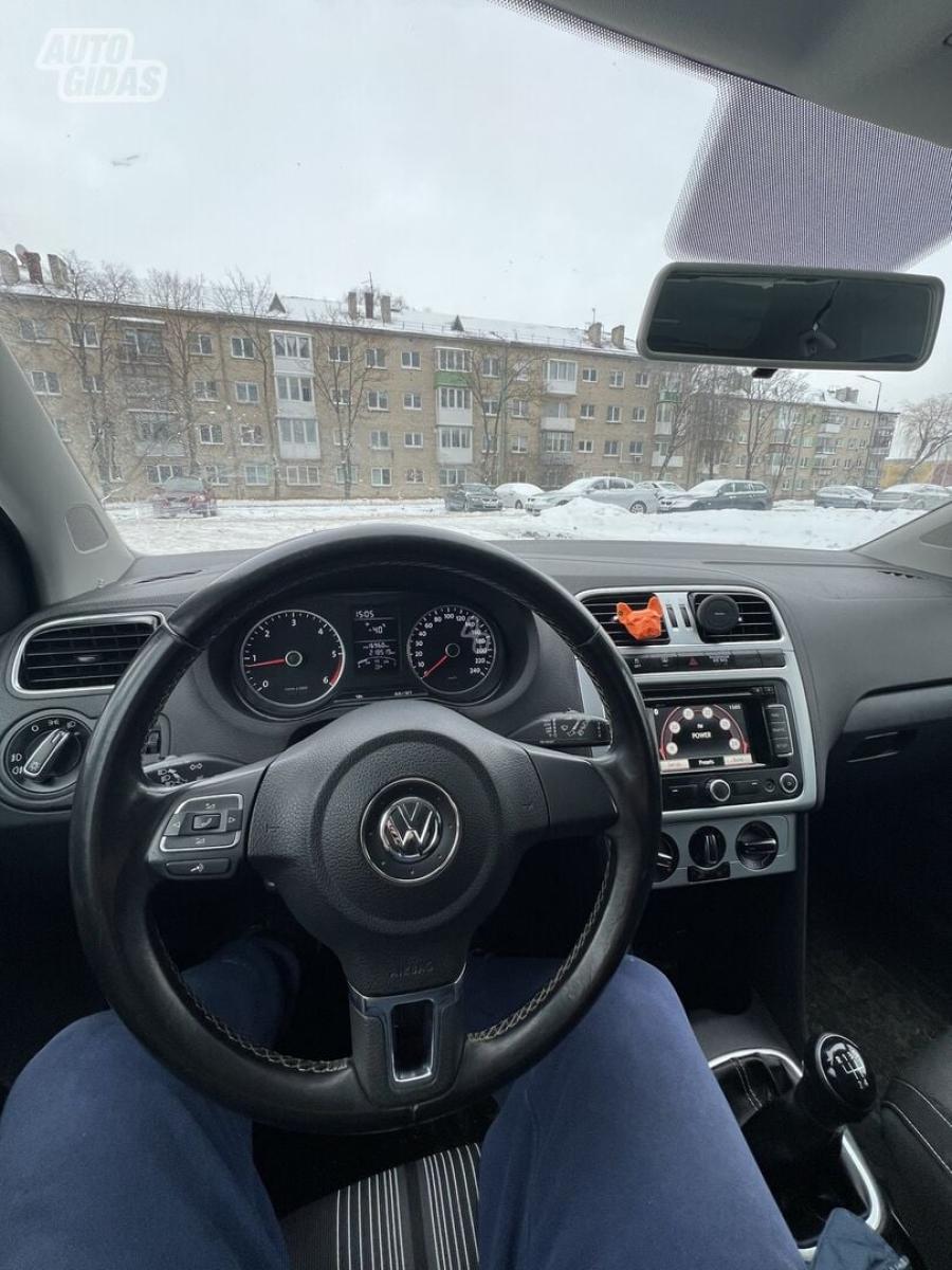 Balts Volkswagen Polo 2013 Klaipėda, ar dzinēja tilpumu 1.60 L un nobraukumu 219 tūkst. km par 4700 €, foto 5 vietnē AUTOMOTO.COM.LV