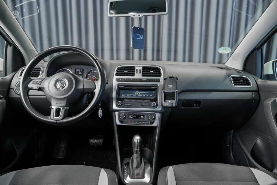 Balts Volkswagen Polo 2013 Marijampole, ar dzinēja tilpumu 1.60 L un nobraukumu 210 tūkst. km par 6150 €, foto 14 vietnē AUTOMOTO.COM.LV