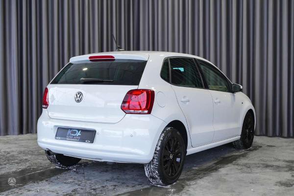 Balts Volkswagen Polo 2013 Marijampole, ar dzinēja tilpumu 1.60 L un nobraukumu 210 tūkst. km par 6150 €, foto 11 vietnē AUTOMOTO.COM.LV