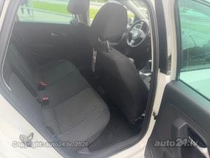 Balts Volkswagen Polo 2013 Tallina, ar dzinēja tilpumu 1.60 L un nobraukumu 180 tūkst. km par 6250 €, foto 8 vietnē AUTOMOTO.COM.LV
