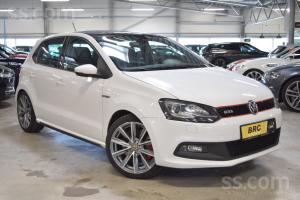 Balts Volkswagen Polo 2013 Rīga, ar dzinēja tilpumu 1.40 L un nobraukumu 123 tūkst. km par 9900 €, foto  vietnē AUTOMOTO.COM.LV