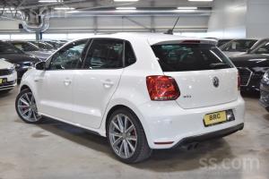 Balts Volkswagen Polo 2013 Rīga, ar dzinēja tilpumu 1.40 L un nobraukumu 123 tūkst. km par 9900 €, foto 3 vietnē AUTOMOTO.COM.LV