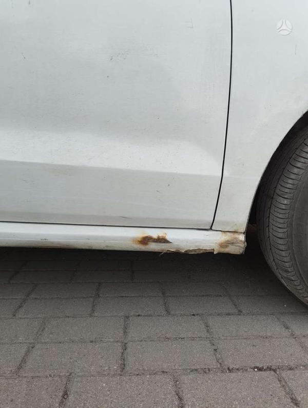 Balts Volkswagen Polo 2013 Kėdainiai, ar dzinēja tilpumu 1.20 L un nobraukumu 387 tūkst. km par 950 €, foto 7 vietnē AUTOMOTO.COM.LV