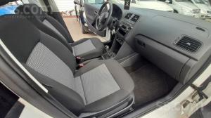 White Volkswagen Polo 2013 in Riga, with an engine capacity of 1.20 L and mileage of 190 thousand km for 4800 €, photo 22 on AUTOMOTO.COM.LV