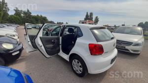 White Volkswagen Polo 2013 in Riga, with an engine capacity of 1.20 L and mileage of 190 thousand km for 4800 €, photo 29 on AUTOMOTO.COM.LV