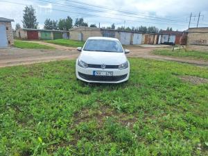 Balts Volkswagen Polo 2013 Daugavpils, ar dzinēja tilpumu 1.20 L un nobraukumu 267 tūkst. km par 2590 €, foto 3 vietnē AUTOMOTO.COM.LV