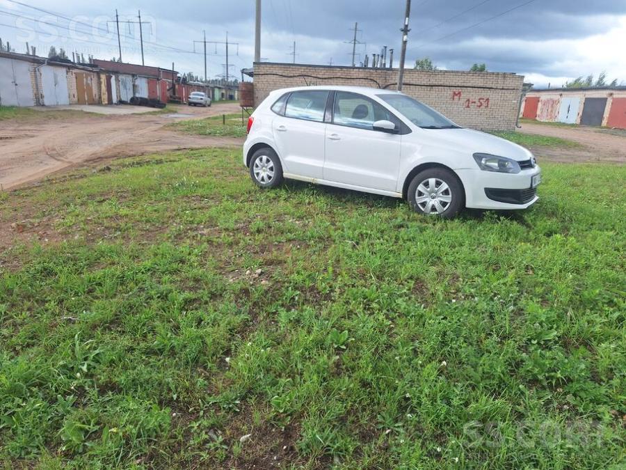 Balts Volkswagen Polo 2013 Daugavpils, ar dzinēja tilpumu 1.20 L un nobraukumu 267 tūkst. km par 2590 €, foto 4 vietnē AUTOMOTO.COM.LV
