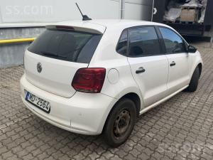 Balts Volkswagen Polo 2013 Rīga, ar dzinēja tilpumu 1.20 L un nobraukumu 317 tūkst. km par 1200 €, foto 4 vietnē AUTOMOTO.COM.LV